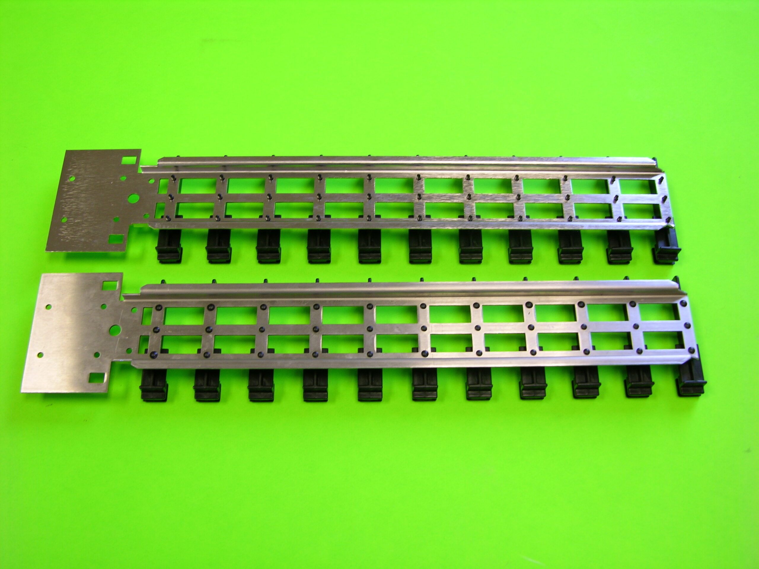 Heat Staking Solutions for Metal Components | Thermal Press | 925-454-9800